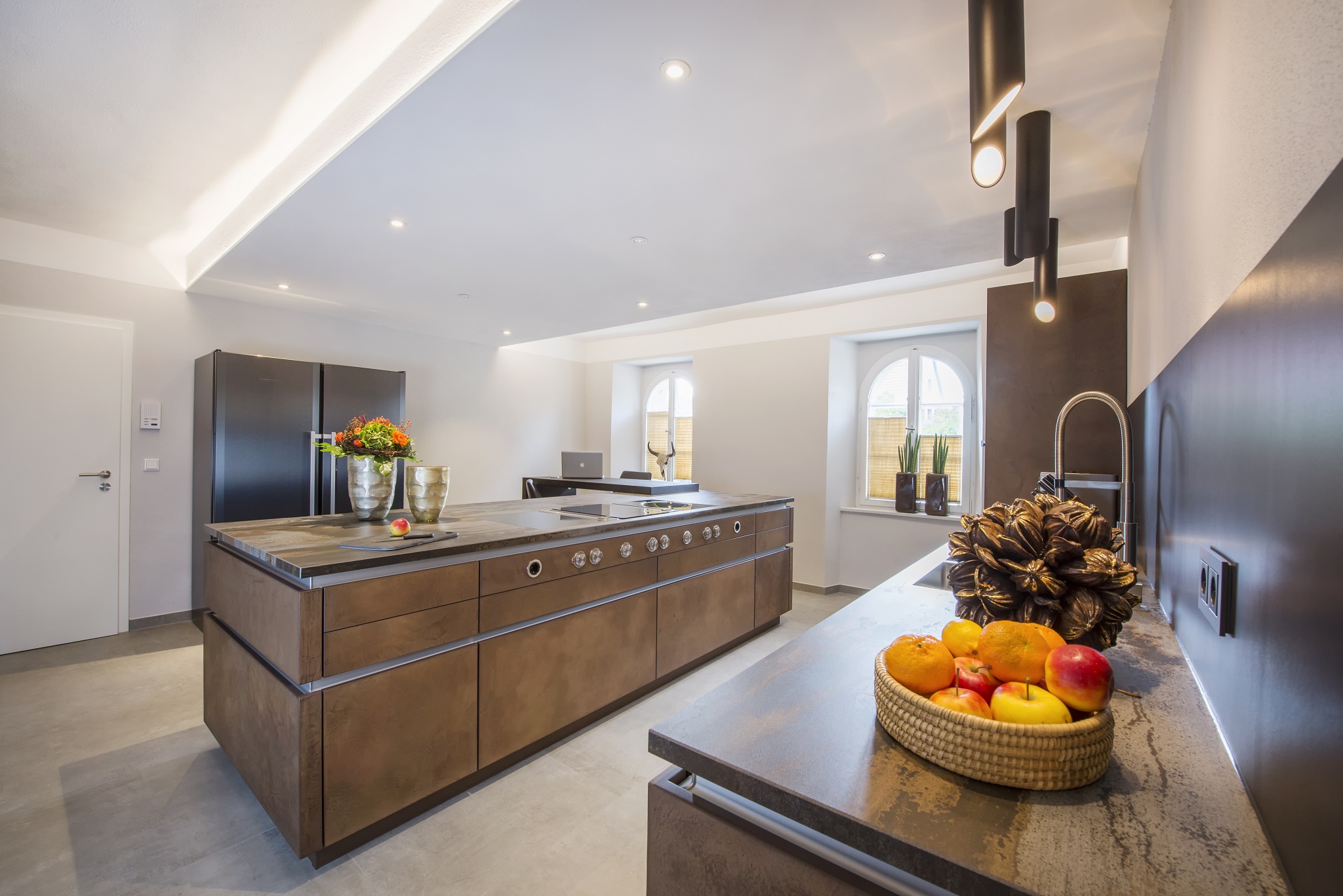 Kubischer Anbau an eine Denkmalschutz-Immobilie - tRÄUME – Ideen Raum geben